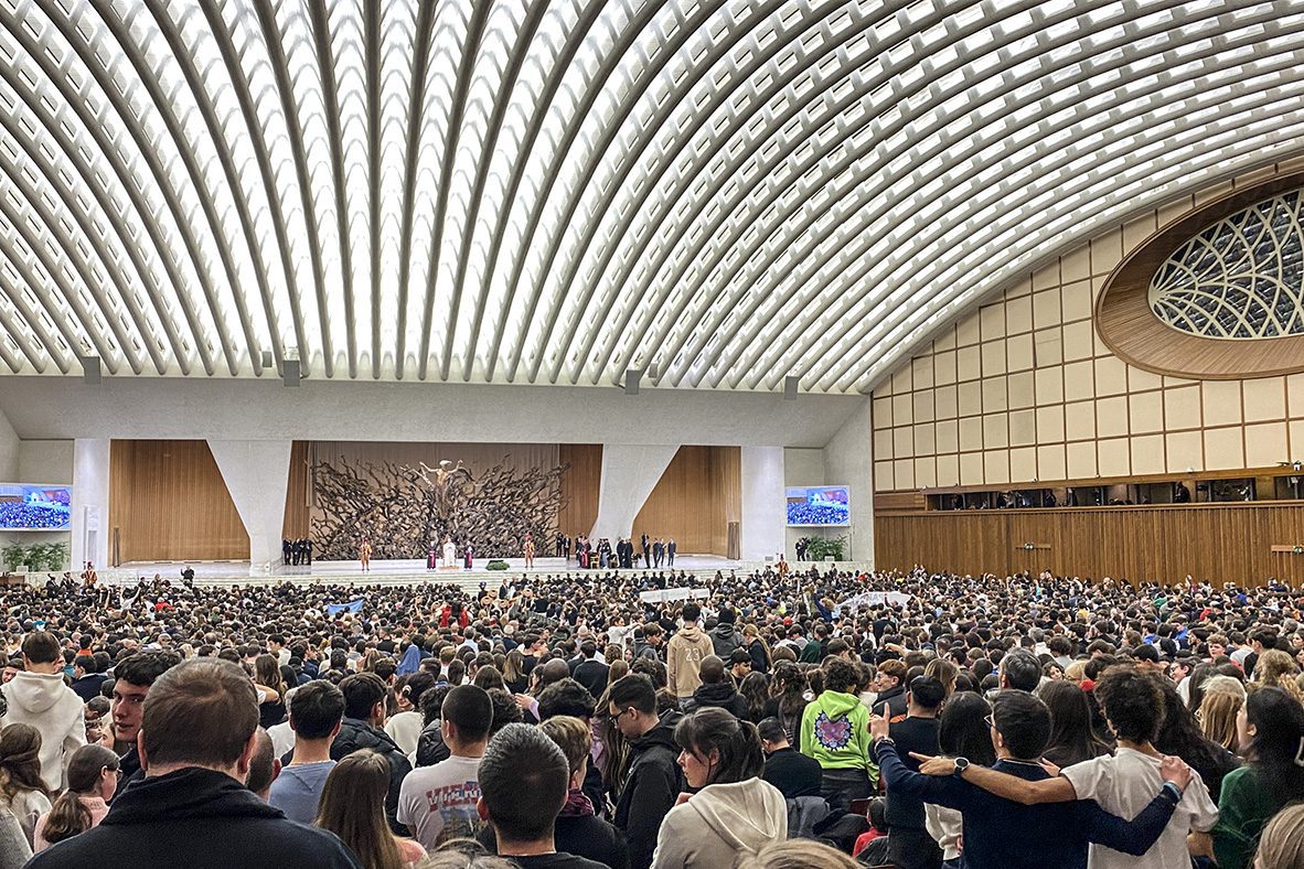 El Papa León XIV se encuentra con los jóvenes de la Diócesis de Roma ...